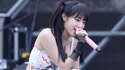 Choi Yena Pics On Twitter