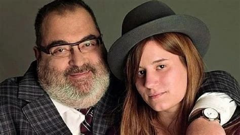 La hija de Jorge Lanata compartió una foto junto a su padre en terapia