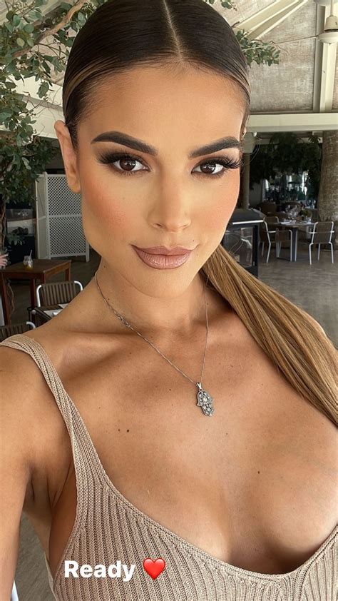 Lidia Santos Style Clothes Outfits And Fashion Celebmafia