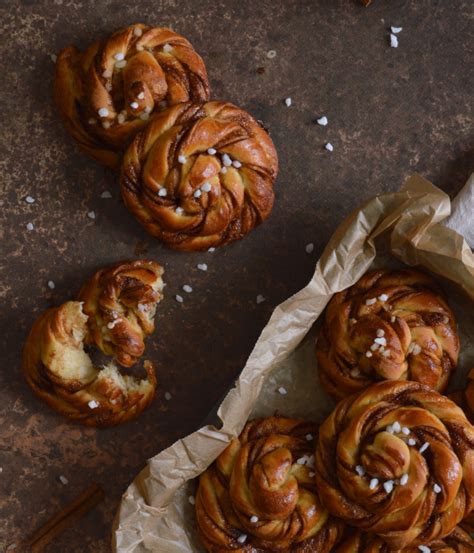 Le kanelbullar La brioche suédoise à cardamome et cannelle