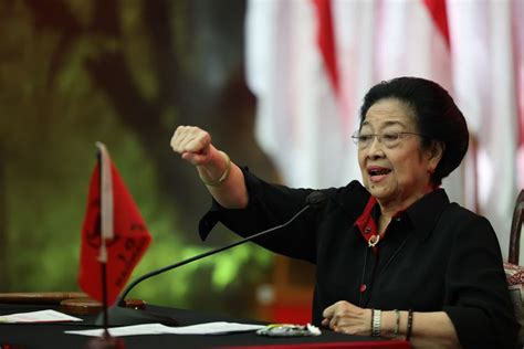 Singgung Soal Kim Plus Megawati Kasihan Deh Pdi P Dikungkung