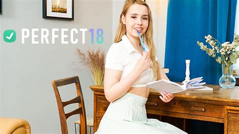 자지를 빨아주는 거유 밀프 xHamster
