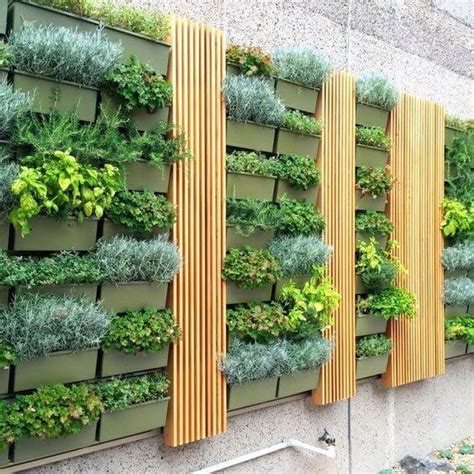 37 Beautiful Vertical Garden Ideas To Adorn Your Patio