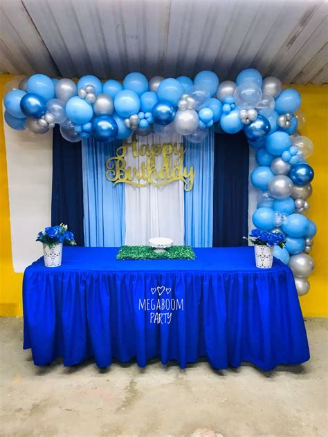 Decoración azul y plata Ideas de fiesta de graduación Decoracion de