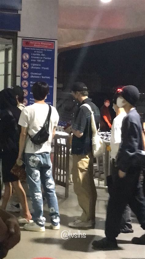 JOHNNY SUH INDONESIA On Twitter FANCAM 220904 MNL Airport Safe