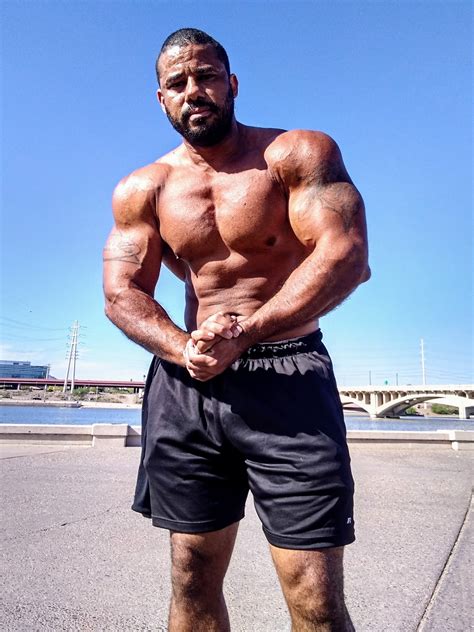Tw Pornstars Samson Biggz Top Twitter Suns Out Guns Out