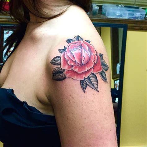 Cool Rose Shoulder Tattoo Ideas