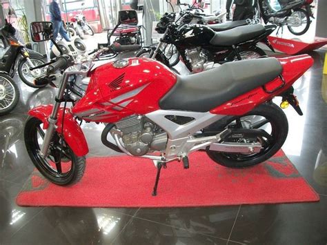 Honda Cbx Twister A O De Calle Naked Km En Mercado