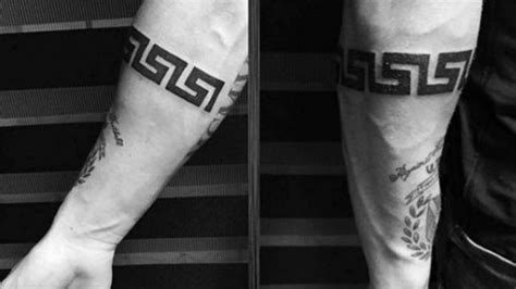 Share More Than 80 Hand Round Tattoo Designs For Guys Super Hot In