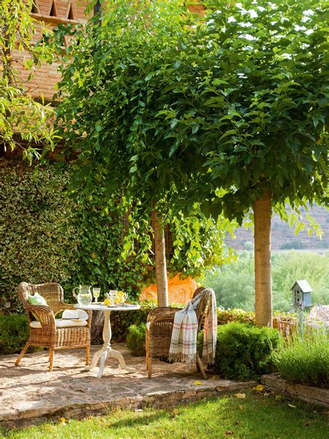 Cómo decorar un jardín pequeño