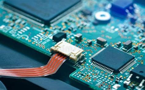 PCB设计布置元器件的要求有哪些 凡亿PCB