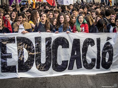 Manifestacion De Estudiantes Contra La LOMCE Y El 3 2 Fotomovimiento Org