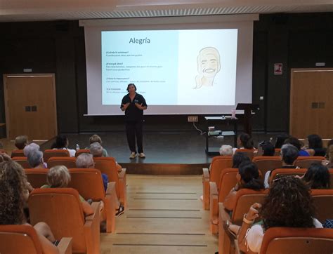 El Centro Cívico acoge la charla Emociones desmontando mitos para
