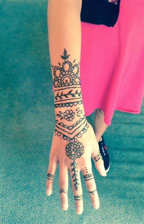 Hannah S Henna Henna Hand Tattoo Hand Tattoos