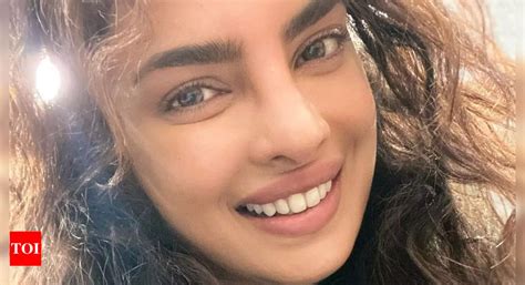 Priyanka Chopra Flaunts Her Natural Curls In Latest Selfie From The