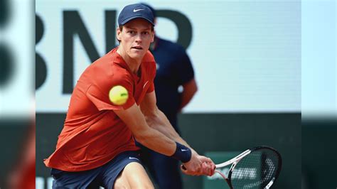 Tennis Djokovic Si Ritira Dal Roland Garros Sinner Diventa Numero