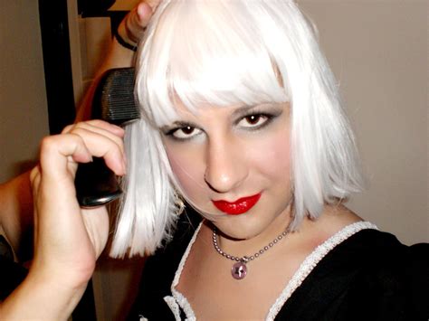 Feminization Scrolller