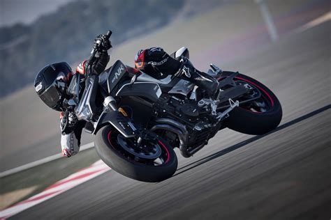 Cfmoto Nk Advanced Prueba Precio Y Ficha T Cnica