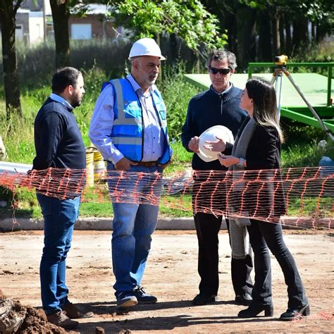 Visitamos la obra de ampliación de redes cloacales en Armstrong Santa