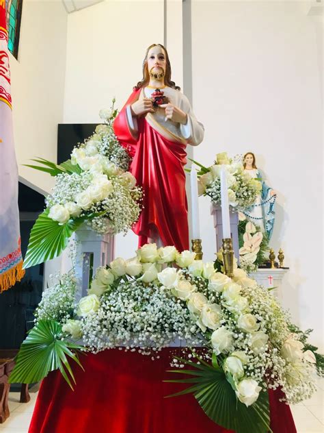 Cắm hoa phụng vụ Giáo Xứ Khiết Tâm Arranjo de flores para casamento