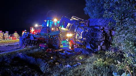 Tragiczny wypadek pod Łomżą Nie żyją dwie osoby xlomza pl