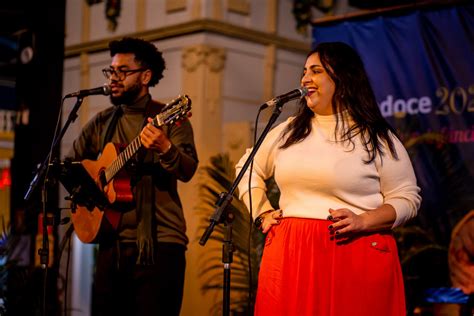 Cidade do Doce e Palco Central atraem o público atrações culturais