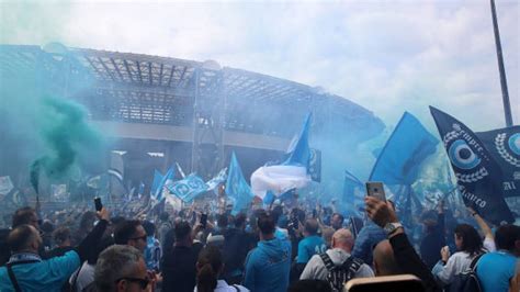 Barcellona Napoli Settore Ospiti Sold Out In Poche Ore Il Dato