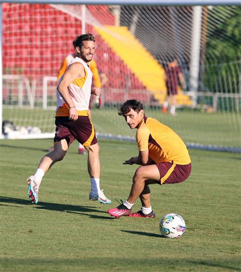 Galatasaray Facts On Twitter Dries Mertens