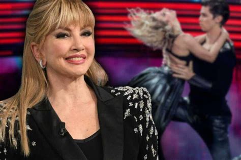 Ballando Con Le Stelle Lo Spoiler Di Milly Carlucci Primo Nome Per Il