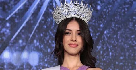 Miss Turkey Birincisi Nursena Say Kimdir Nursena Say Ka Ya Nda