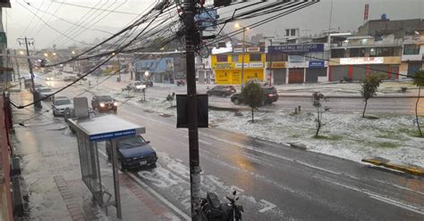 Fuerte Lluvia Y Granizo En Varios Sectores De Quito