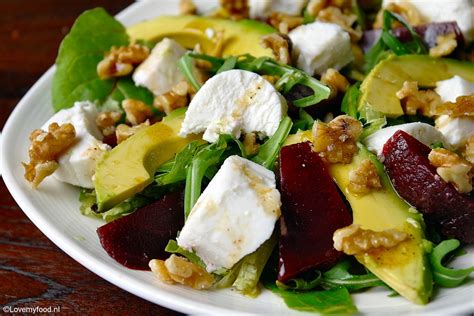 Salade Met Bietjes Geitenkaas En Honing Balsamico Dressing Lovemyfood Nl