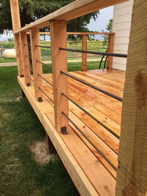 Top 10 Amazing Horizontal Deck Railing Ideas For Your Homes VIAPU