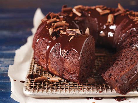 3 receitas de bolo de chocolate sem glúten e super saudáveis