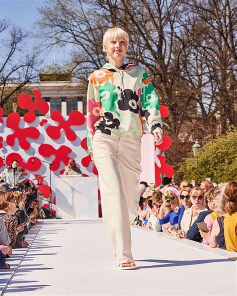 マリメッコさんのインスタグラム写真 マリメッコInstagram More looks hot off the runway