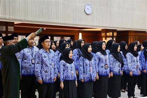 Mari Mengenal Pangkat Golongan Pns Lengkap Dengan Gaji Dan Tunjangannya