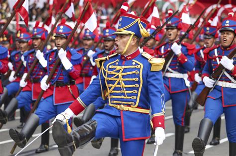 Fiestas Patrias así se desarrolló la Gran Parada y Desfile Cívico