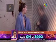 Naked Yasmila Mendeguía in GRAN HERMANO 9 ARGENTINA 2016