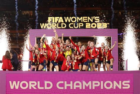 La estrella de campeona de la selección española ilumina el cielo