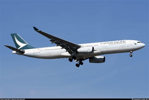 B LAF Cathay Pacific Airbus A330 342 Photo By Suparat Chairatprasert