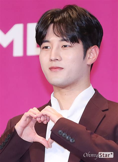 불타는 트롯맨 김중연 듬직한 열정 퍼포머 오마이뉴스