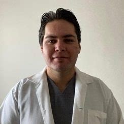Dr Luis Felipe Camacho Cota opiniones Traumatólogo Ortopedista