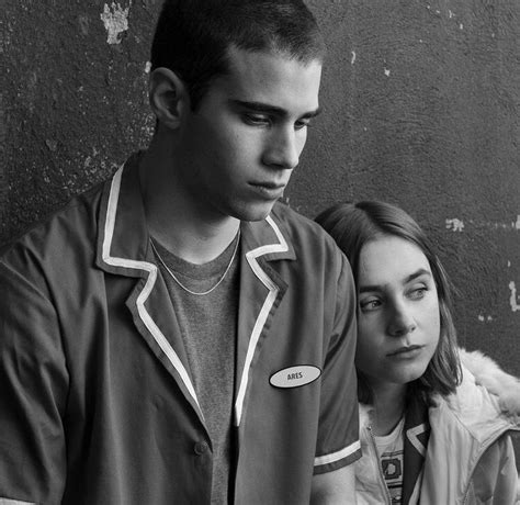 clara galle y julio peña raquel y ares Attori Film Serie tv