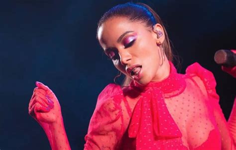 El twerking de Anitta con poca ropa dejó a más de uno delirando