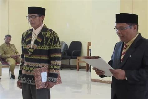 Tahun Baru Eselon Ii Lingkup Pemkab Sbd Dilantik Berikut Nama Dan