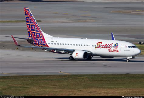 9M LCW Batik Air Malaysia Boeing 737 8U3 WL Photo By Henry Chow ID