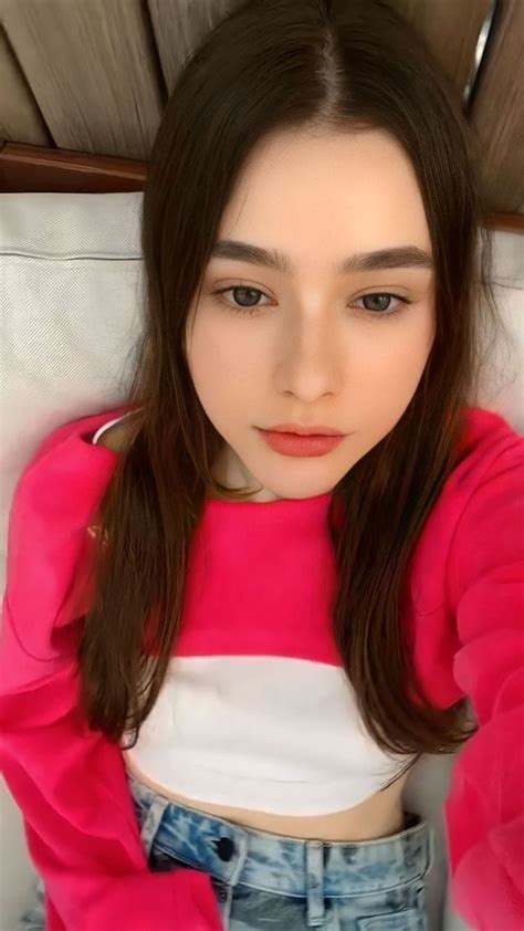 Picture Of Dasha Taran II