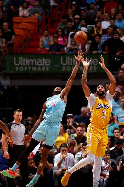 Photos Lakers Vs Heat 12 13 2019 Photo Gallery NBA