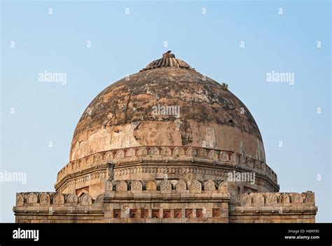 Dome Of Bara Bada Gumbad Tomb Lodhi Lodi Gardens New Delhi India