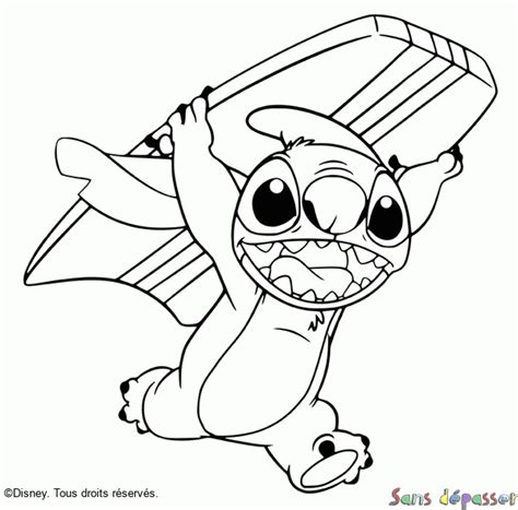 Coloriage Stitch avec une planche de surf Sans Dépasser